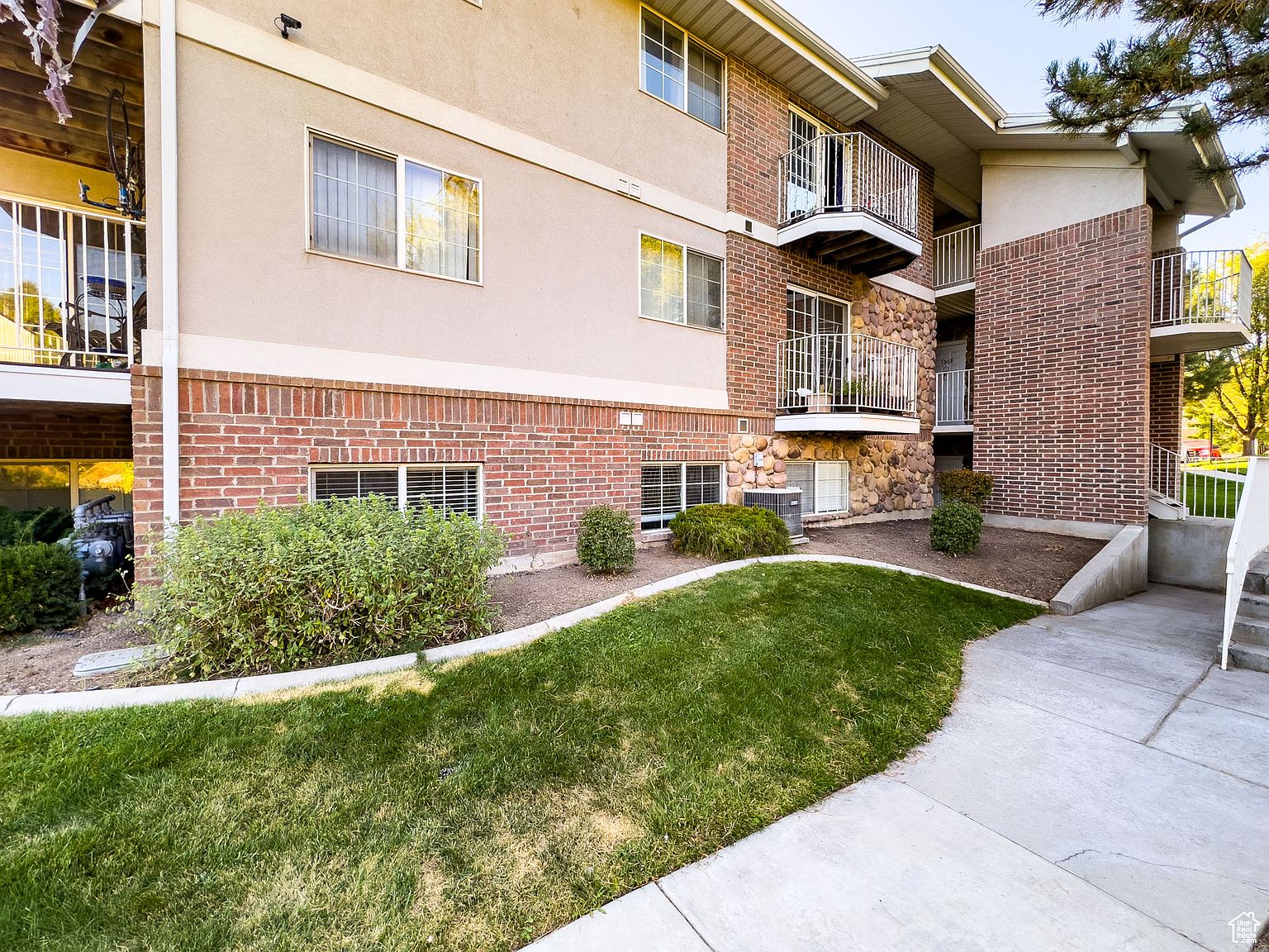 1362 N 1230 W, Orem, UT 84057 | Zillow