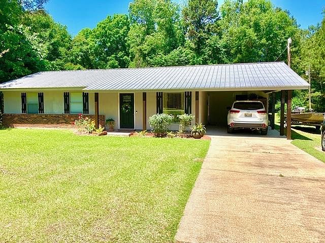 1814 Wallace Rd SE, Smithdale, MS 39664 | Zillow