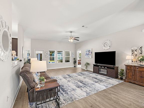 4566 Red Oak Dr, Milton, FL 32583 | MLS #677980 | Zillow