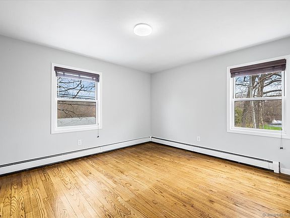 134 Gallivan Ln, Uncasville, CT 06382 | MLS #24086779 | Zillow