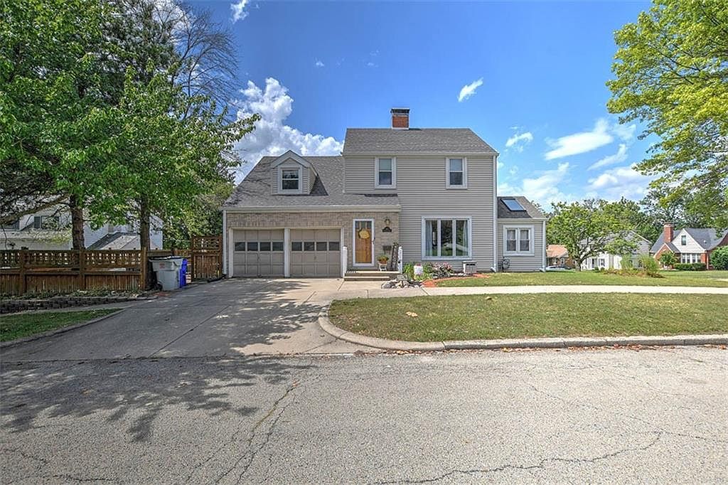 609 S Dennis Ave, Decatur, IL 62522 | Zillow
