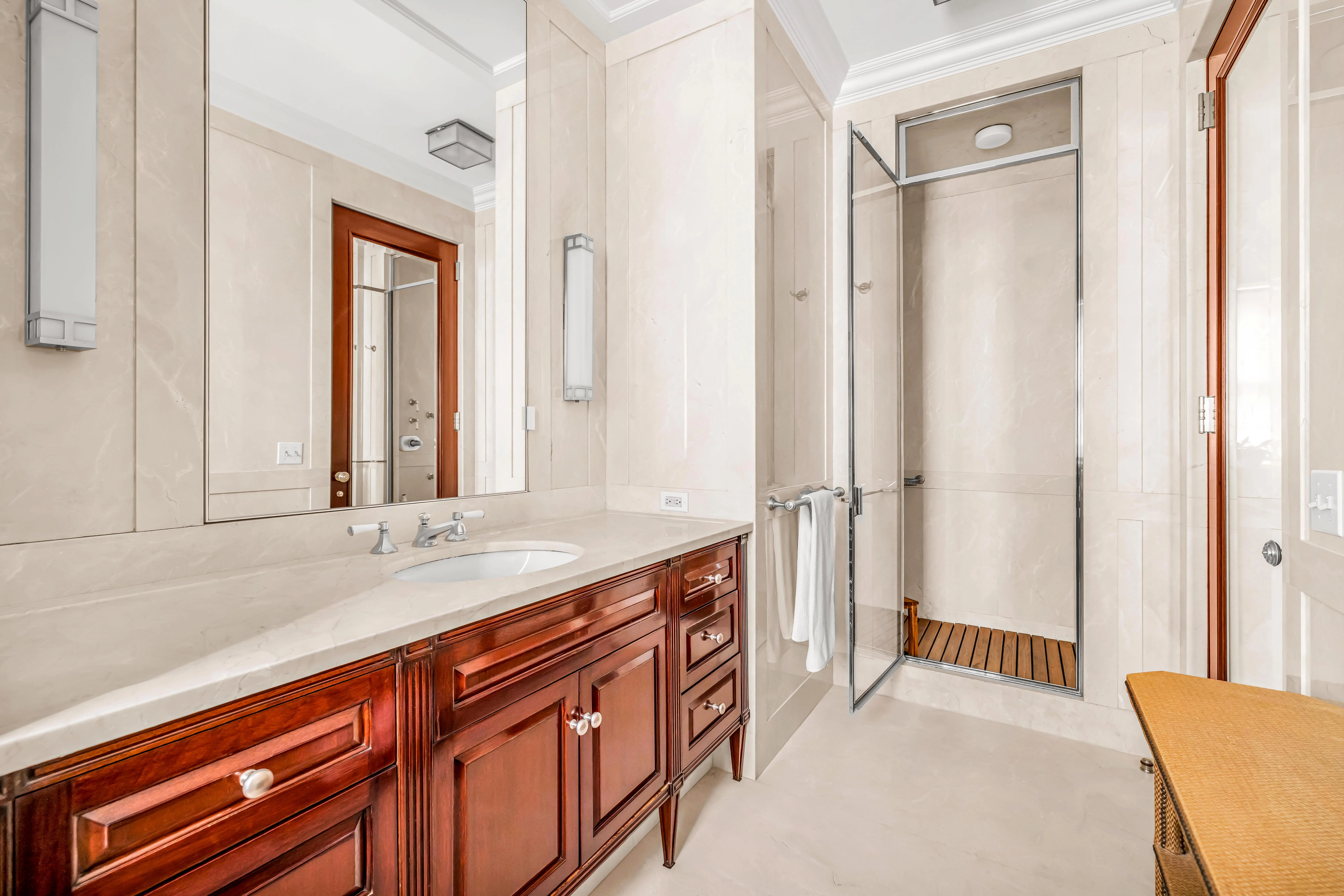 720 Park Avenue #10A in Lenox Hill, Manhattan | StreetEasy