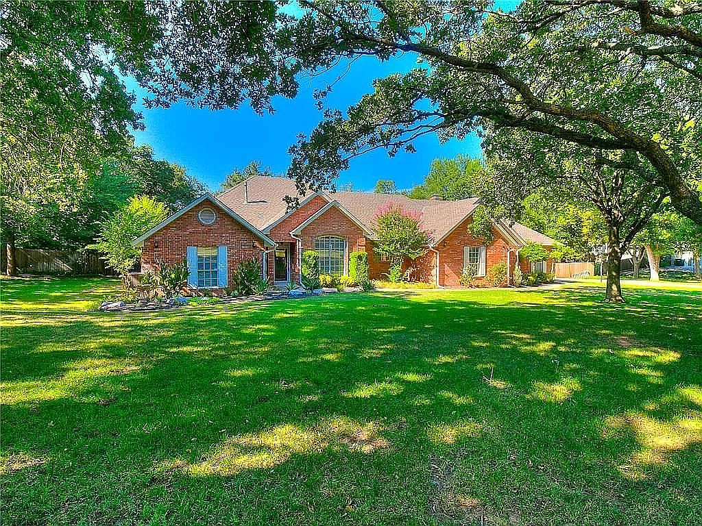 2405 Silverfield Ln, Edmond, OK 73025 | Zillow