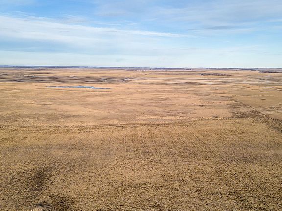 28th St SE, Oriska, ND 58063 | Zillow