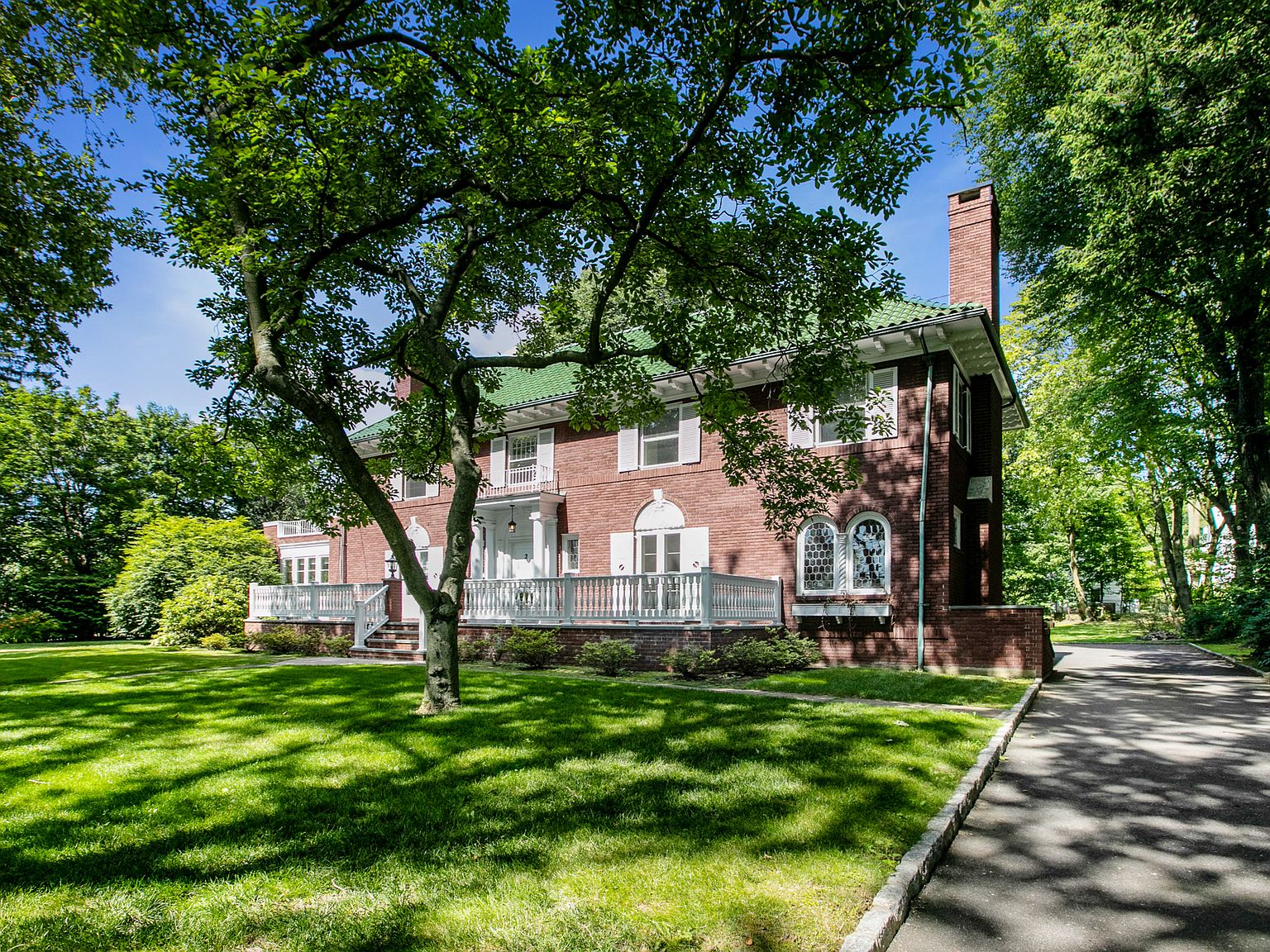 2 Gedney Park Dr, White Plains, NY 10605 | Zillow