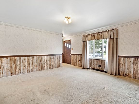 111 Brookston Dr, Cranberry Township, PA 16066 | Zillow