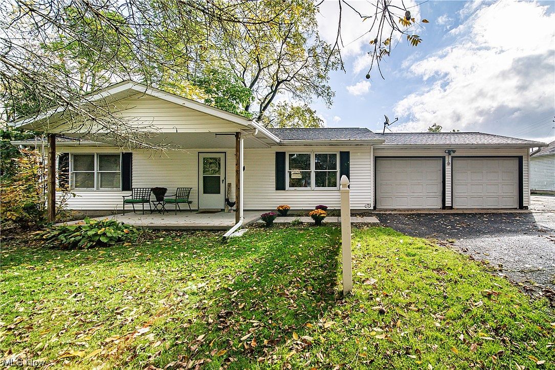 15910 Grove St, Middlefield, OH 44062 | MLS #4495540 | Zillow