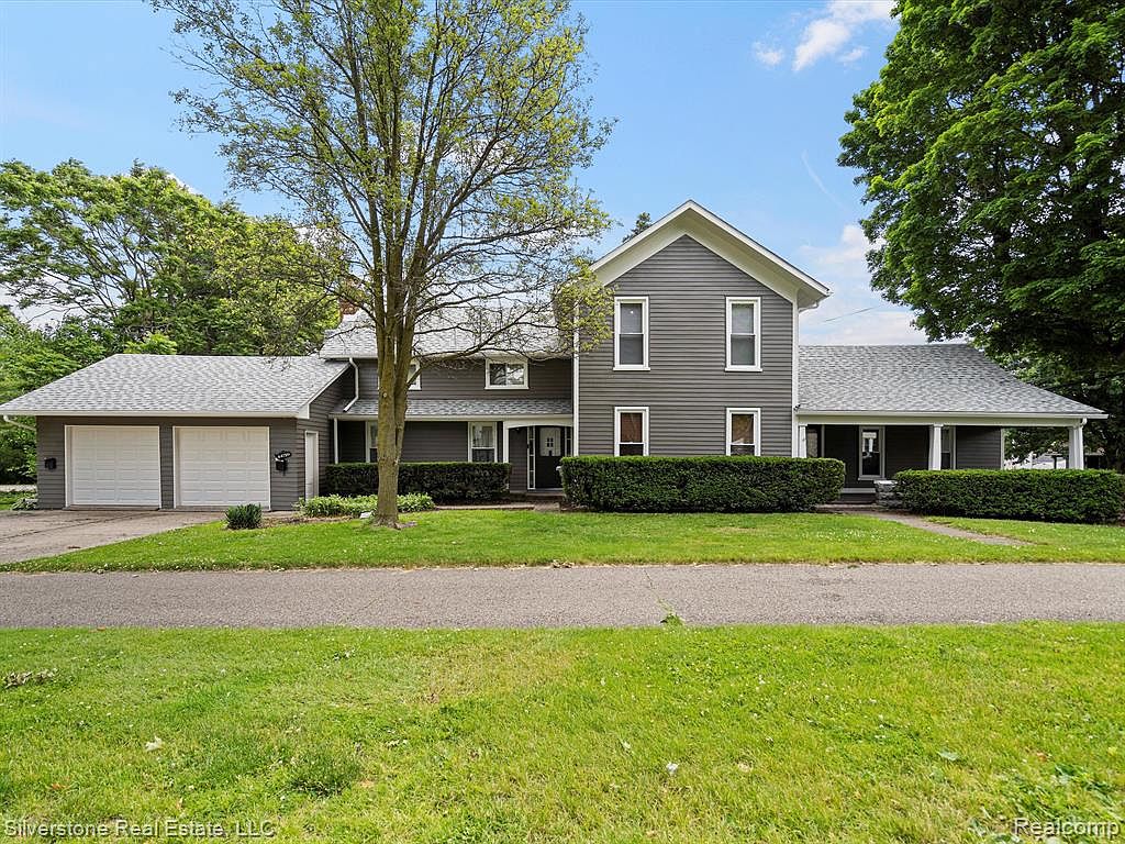 44720 Davis Dr, Utica, MI 48317 | Zillow