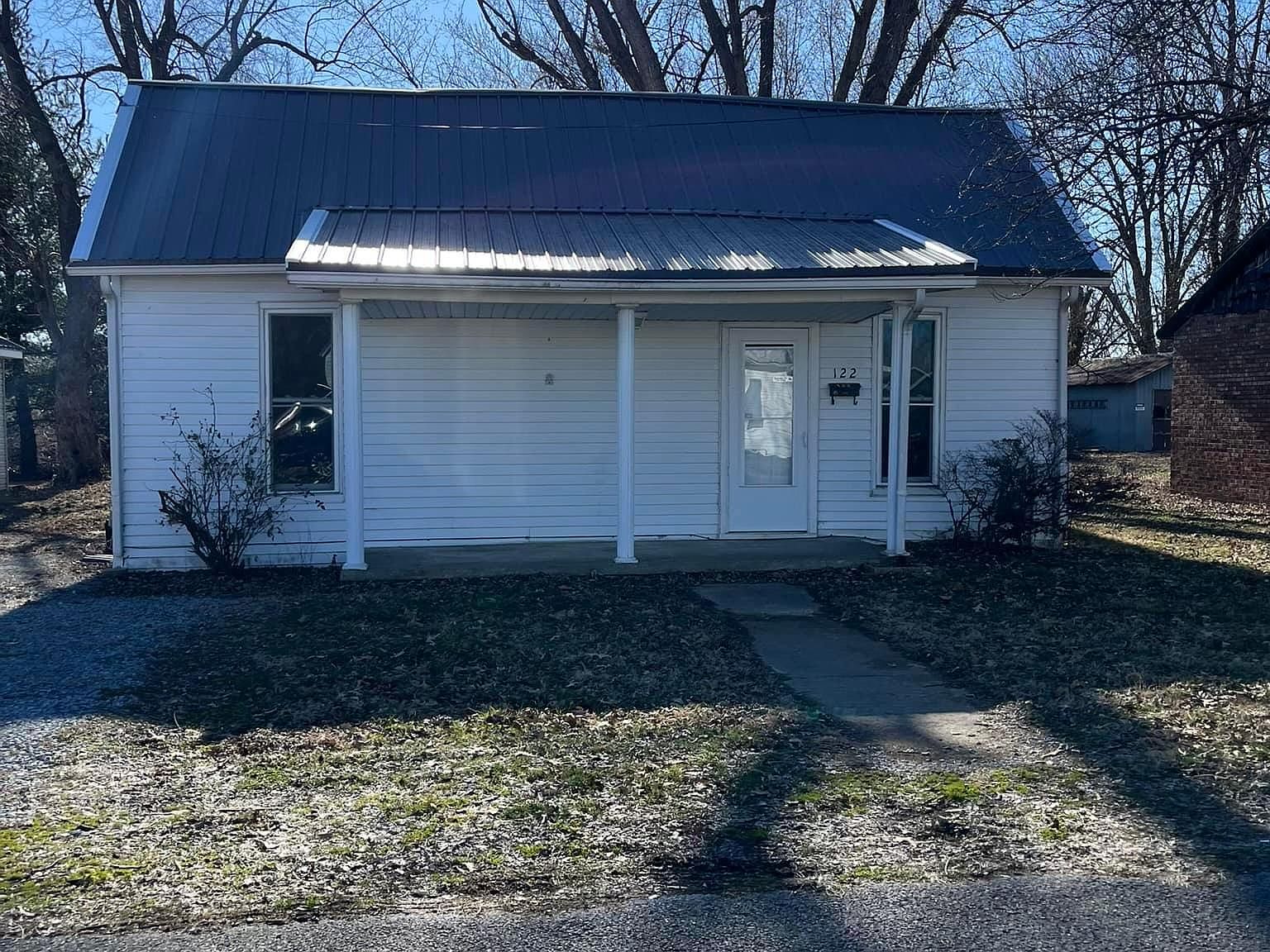 122 Offutt Ave, Morganfield, KY 42437 | Zillow
