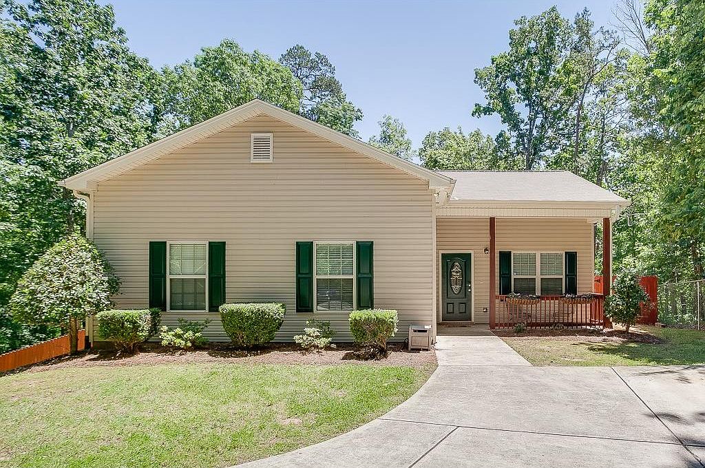 4319 Falcon Crest Dr, Flowery Branch, GA 30542 | Zillow