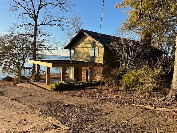 1041 Peg Leg Ln, Many, LA 71449 | MLS #11419604 | Zillow