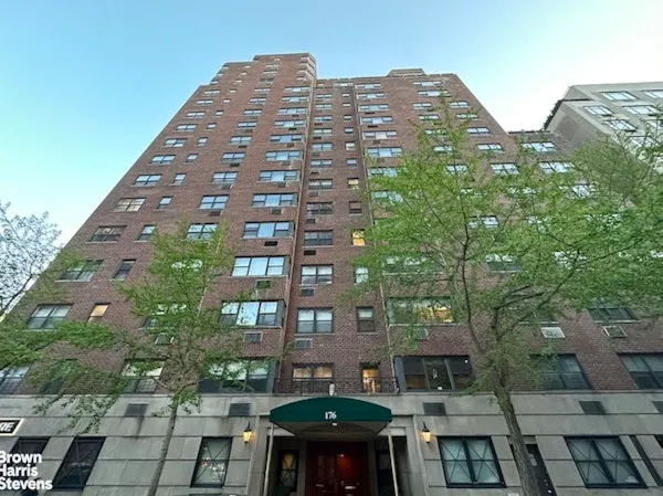 176 East 77th Street #17D in Lenox Hill, Manhattan | StreetEasy
