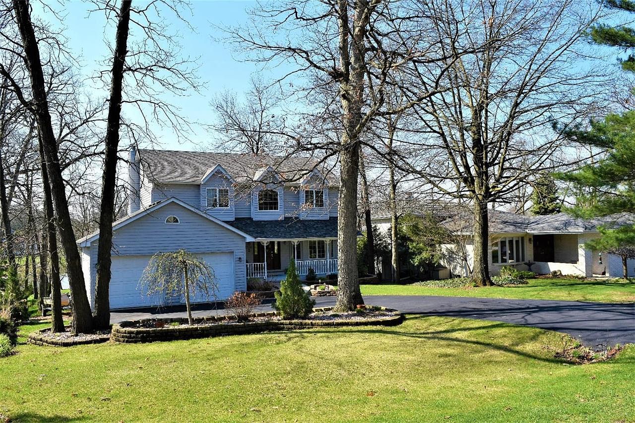 2134 Hidden Valley Dr, Crown Point, IN 46307 | Zillow