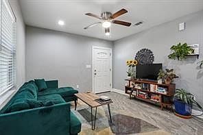 2312R George Nick Connor Dr, New Orleans, LA 70119 | Zillow