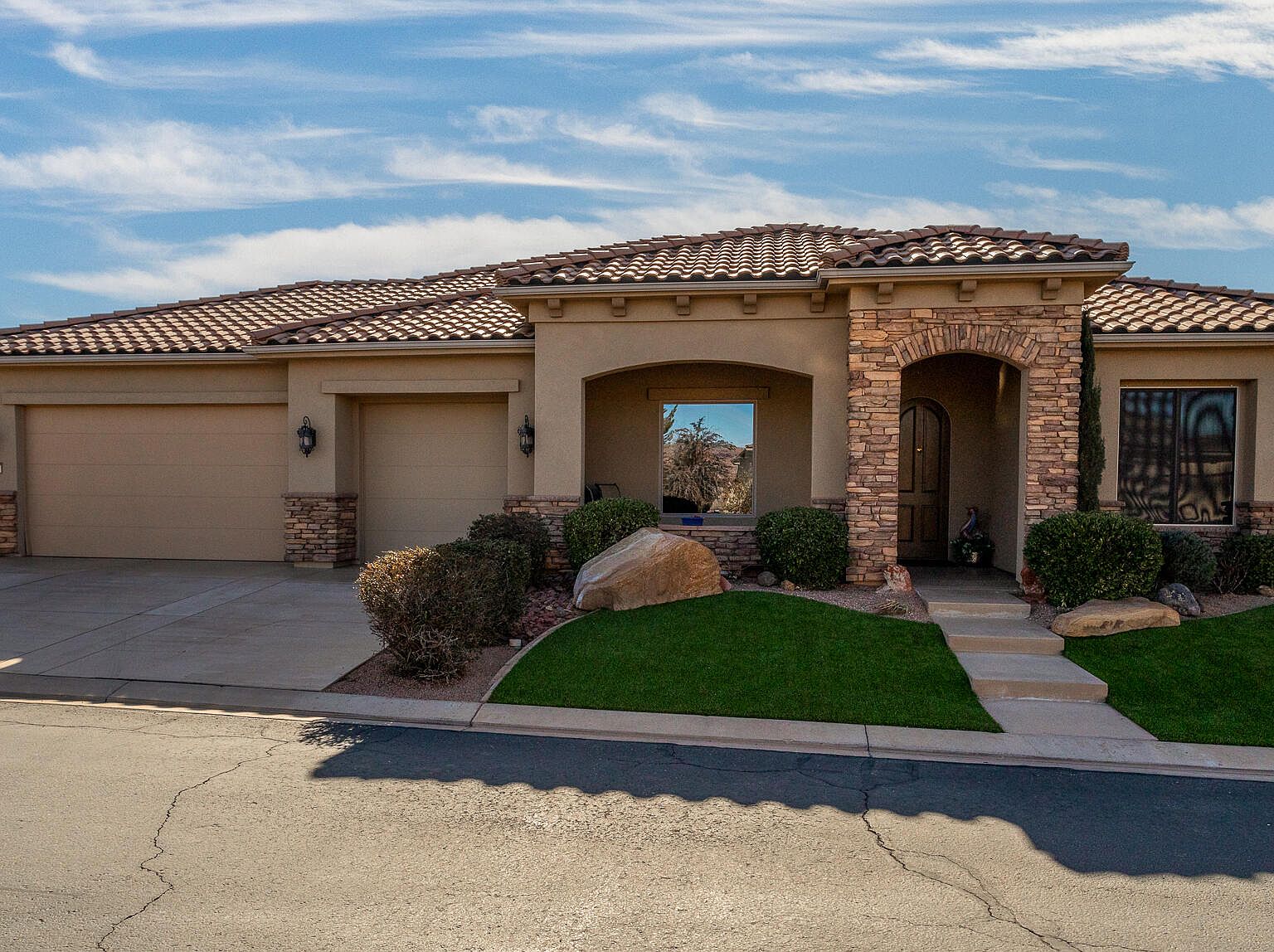 2023 W Aspiration Point Cir, St George, UT 84790 | MLS #23-238665 | Zillow