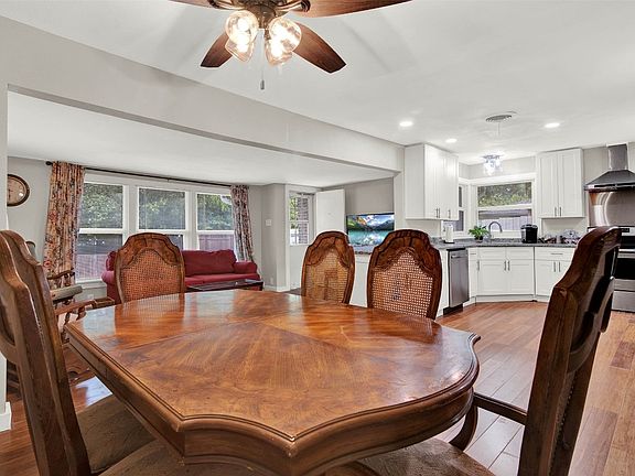 1313 Hillcrest Blvd, Gainesville, TX 76240 | MLS #20429875 | Zillow