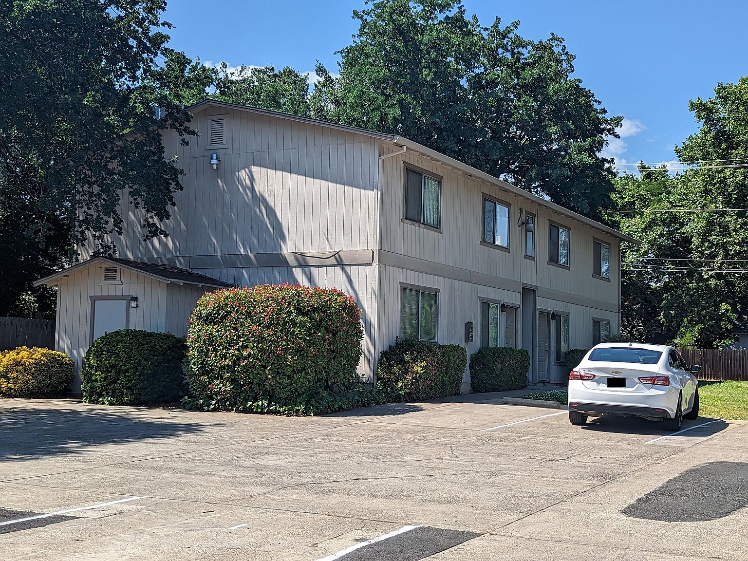 1118/1120 Layton Rd, Redding, CA 96002 | Zillow