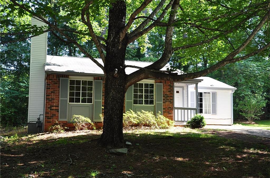 350 Hembree Forest Cir, Roswell, GA 30076 | Zillow