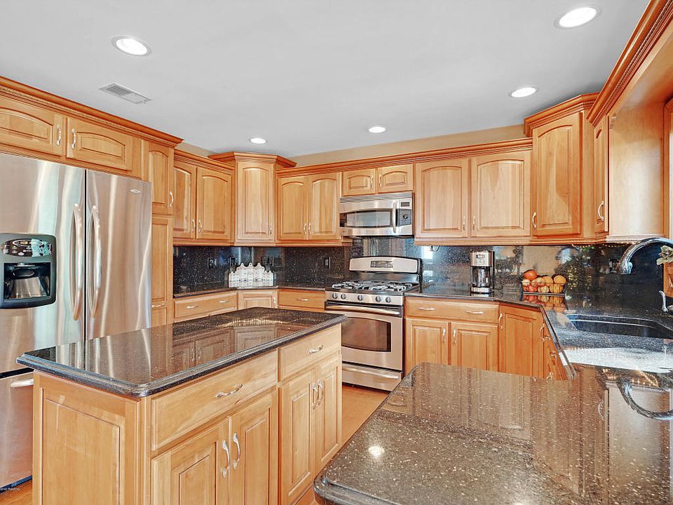 8 Sheldon Dr, Jackson, NJ 08527 | Zillow