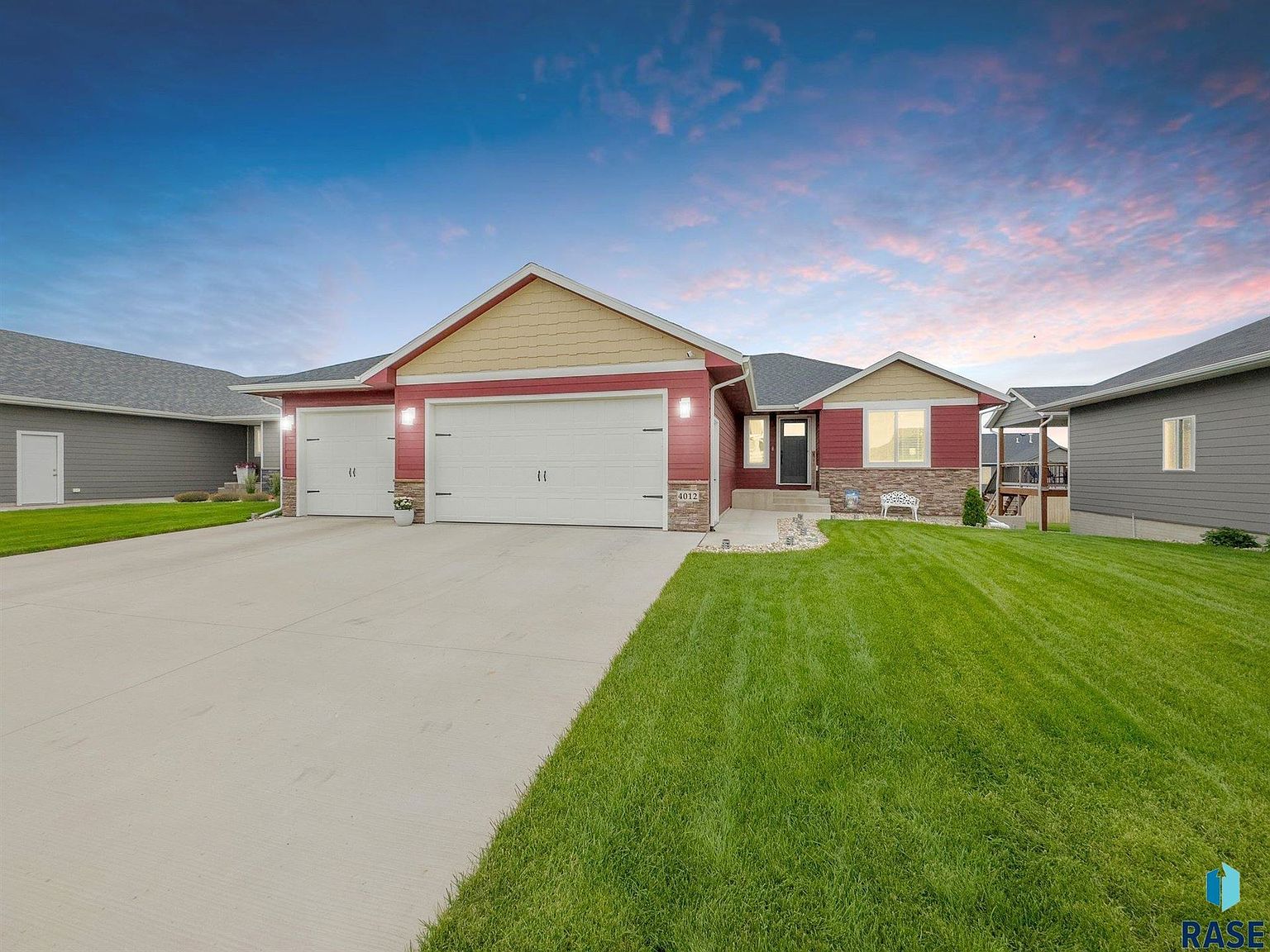 4012 S Infield Ave, Sioux Falls, SD 57110 | Zillow