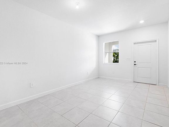 2701 SE 10th St #2701, Homestead, FL 33035 | MLS #A11503622 | Zillow
