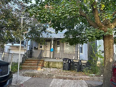 132 Seymour Ave Newark NJ | Zillow