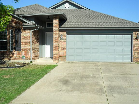 1909 Frost Ln, Norman, OK 73071 | Zillow