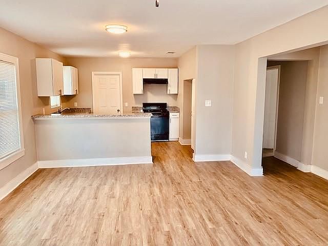 801 S Travis Ave, Cleveland, TX 77327 | Zillow