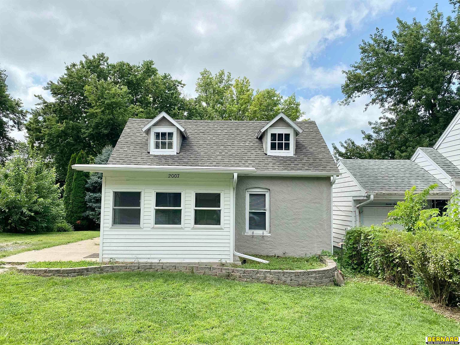 2007 Central Ave, Nebraska City, NE 68410 | Zillow