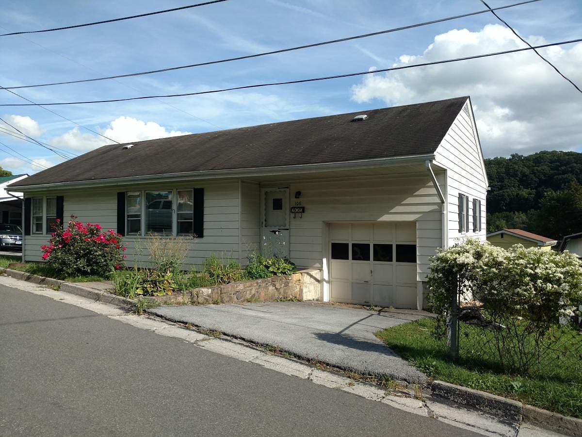 106 Aden St, Bluefield, VA 24605 | Zillow