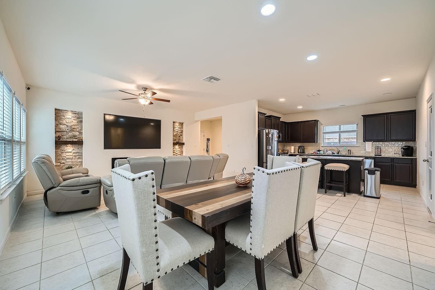 369 Spinnaker Loop, Kyle, TX 78640 | MLS #2903774 | Zillow