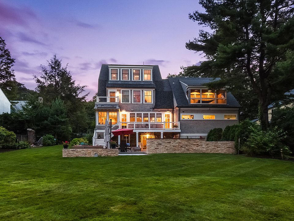 580 Walnut St, Newton, MA 02460 | Zillow