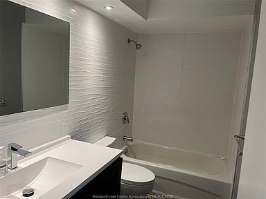 1171 Heathfield Ct, Windsor, ON N8S 4N9 | Zillow