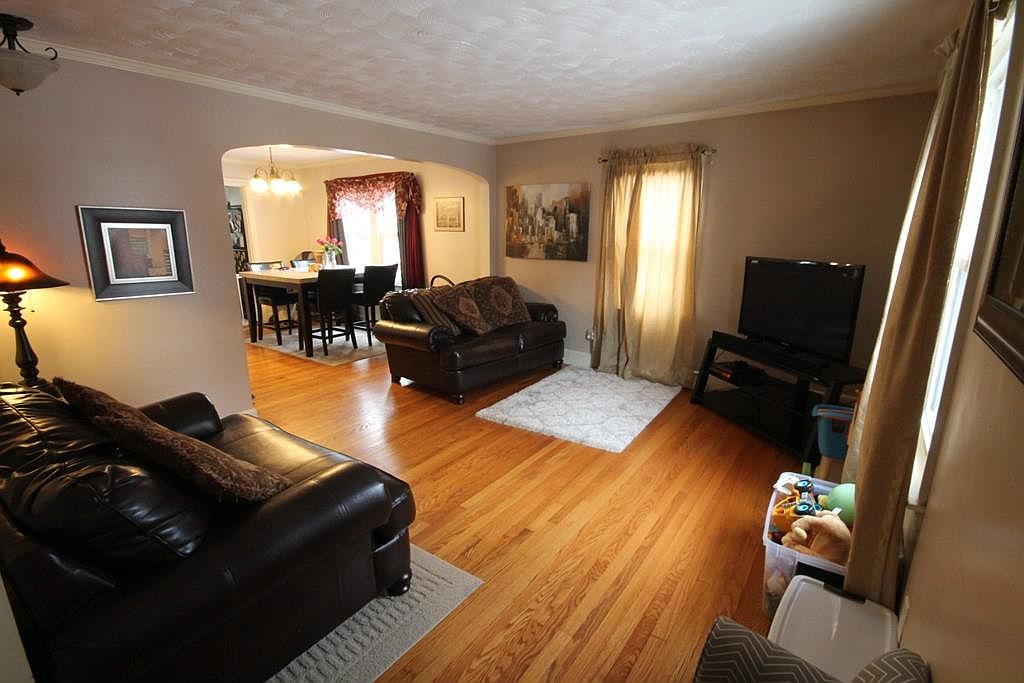 180 Carver St, Springfield, MA 01108 | Zillow