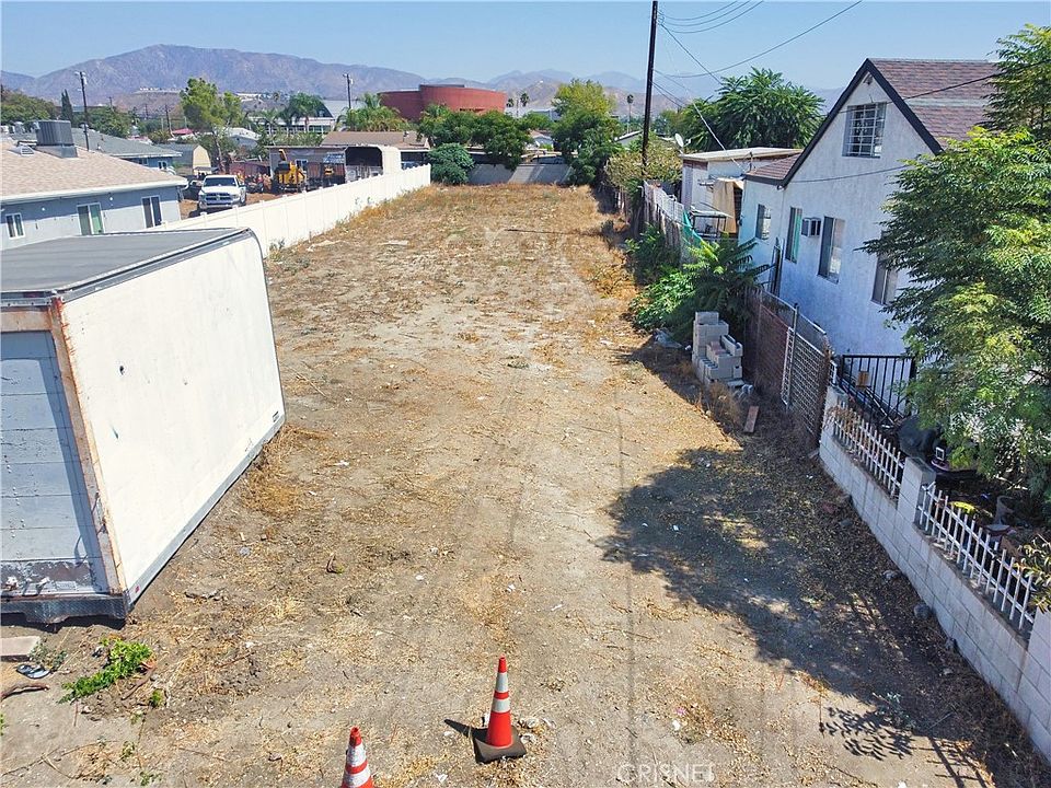 11108 Norris Ave Pacoima, CA | Zillow