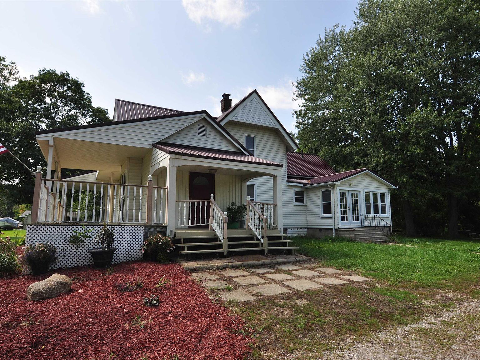 13444 Belle River Rd, Riley, MI 48041 | Zillow