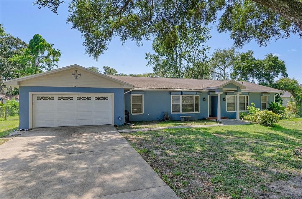 3903 Lake Dr, Seffner, FL 33584 | Zillow