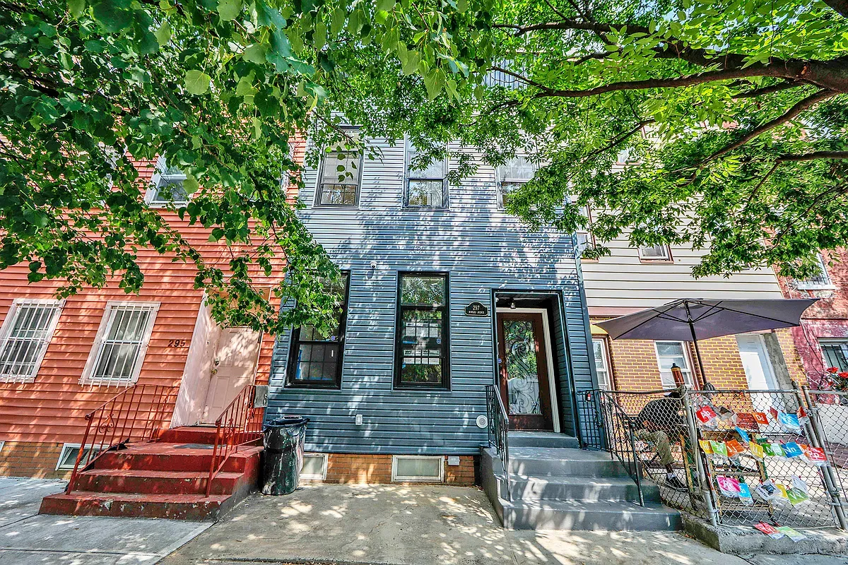 297 Howard Avenue #2 in Stuyvesant Heights, Brooklyn | StreetEasy