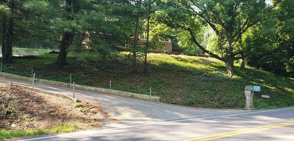 5426 Ringer Rd, Saint Louis, MO 63129 | Zillow