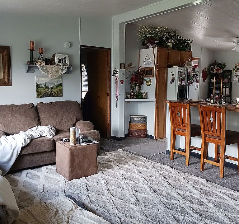 1401 Young Field Ave, Jordan Valley, OR 97910 | Zillow