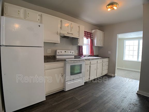 4043 2nd Ave, Des Moines, IA 50313 | Zillow