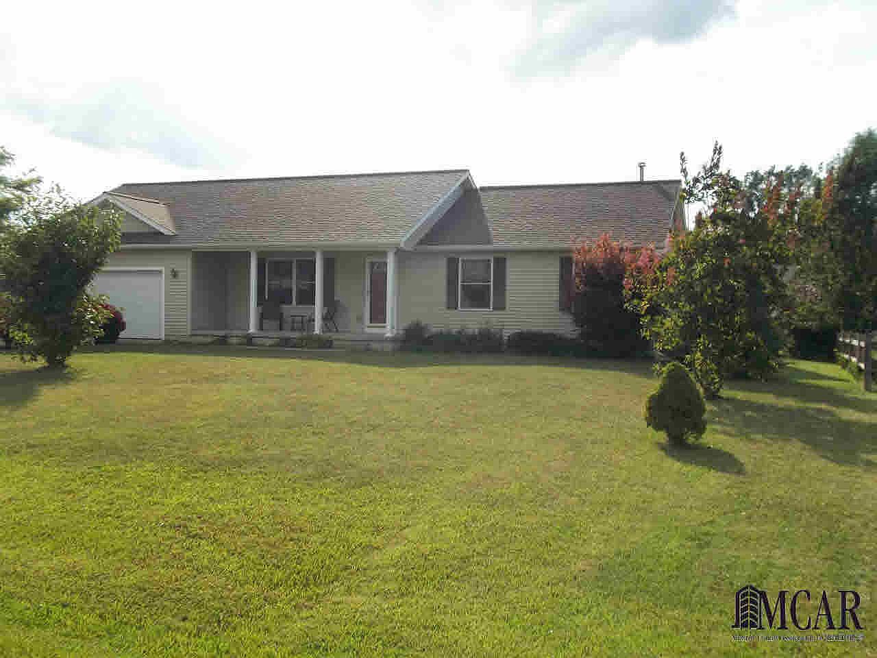 220 Melrose Ave, Adrian, MI 49221 | Zillow