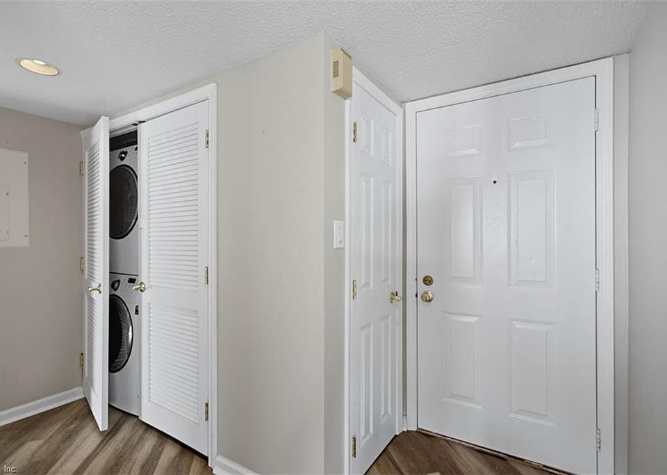 Windward Tower Condominiums - 7501 River Rd Newport News VA | Zillow