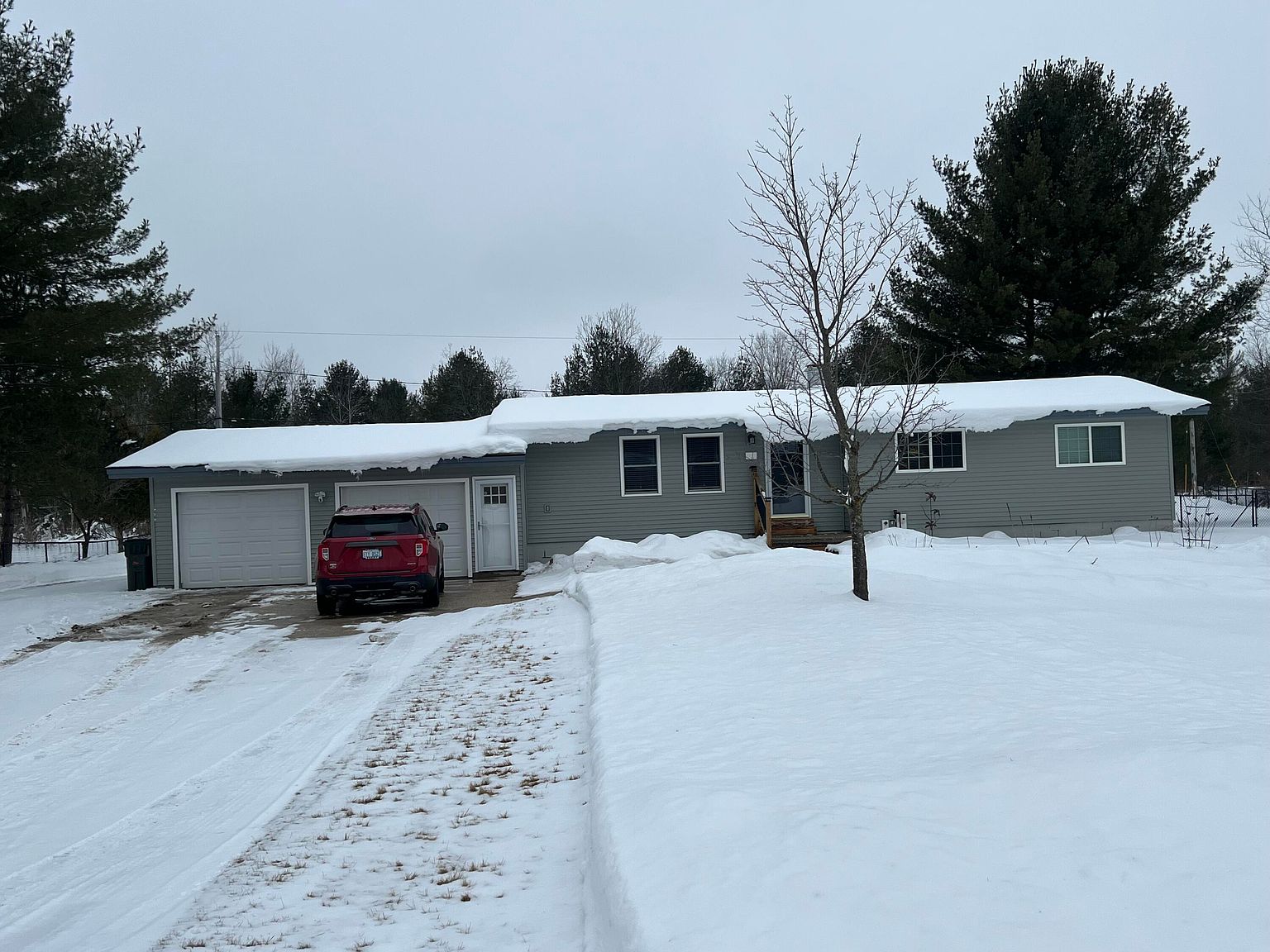 562 Pine Briar Ln, Gaylord, MI 49735 | Zillow