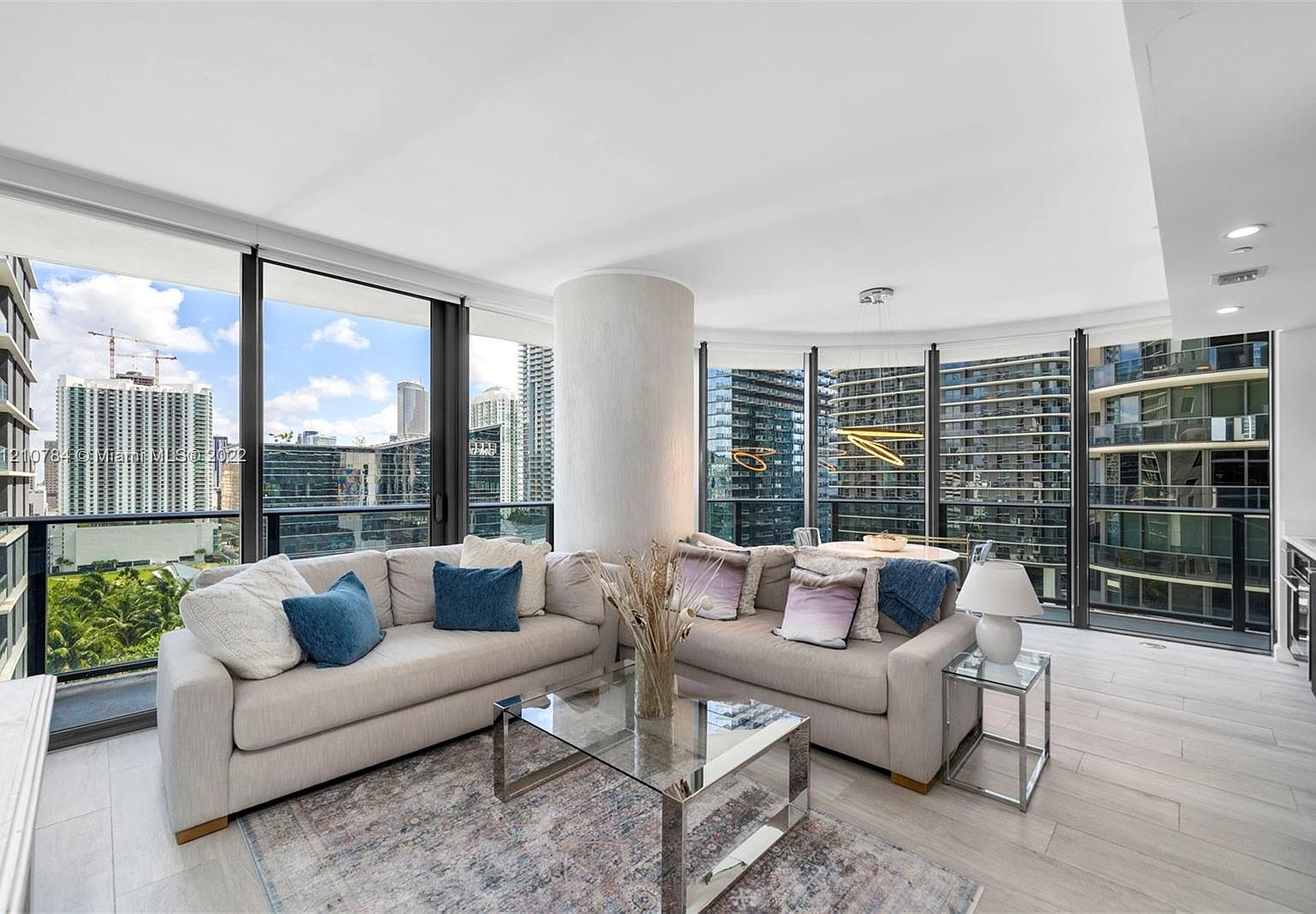 55 SW 9th St APT 1701, Miami, FL 33130 | Zillow
