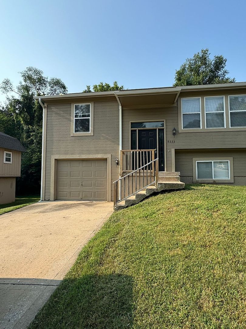 9329 E 83rd St, Kansas City, MO 64138 | Zillow