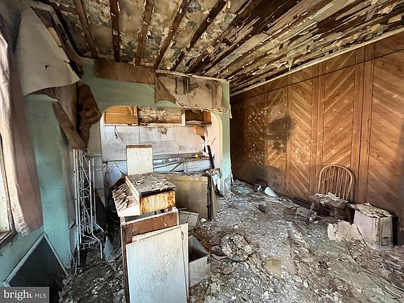 118 Winton Pl, Cumberland, MD 21502 | MLS #MDAL2005186 | Zillow