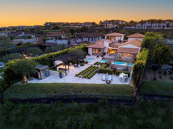 8 Blue Shr, Newport Coast, CA 92657 | MLS #NP24085329 | Zillow