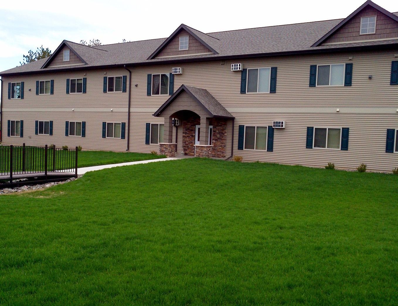 110 Sunshine Cir #11, Chippewa Falls, WI 54729 | Zillow