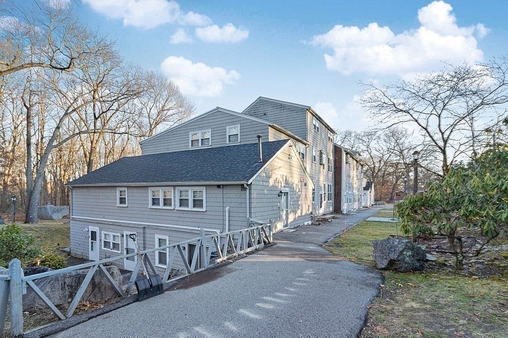 1000 Harvard St APT 16, Mattapan, MA 02126 | Zillow